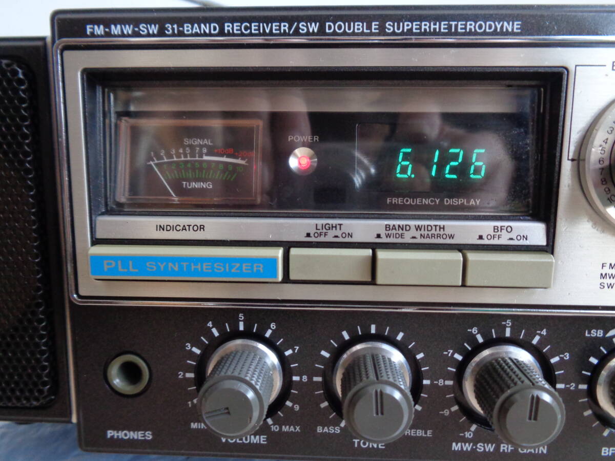 Yahoo!オークション - ナショナル RF-B30 FM-MW-SW 31-BAND 通信機型レ...
