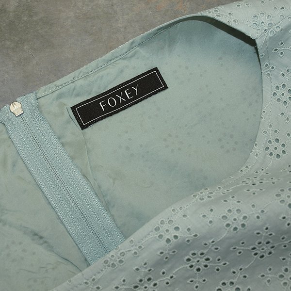 Yahoo!オークション - FOXEY フォクシー ノースリーブワンピース 42575...