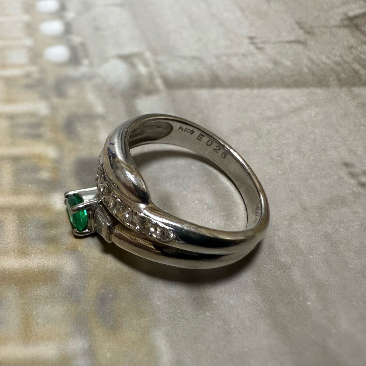 Yahoo!オークション - 【綺麗 】エメラルド 0.26ct ダイヤモンド リン...