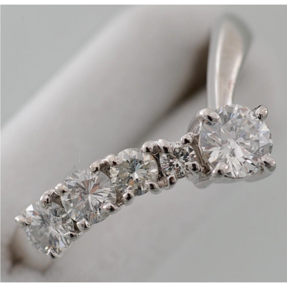 Yahoo!オークション - 【F10】 Pt900 プラチナ ダイヤモンド 0.59ct デ...