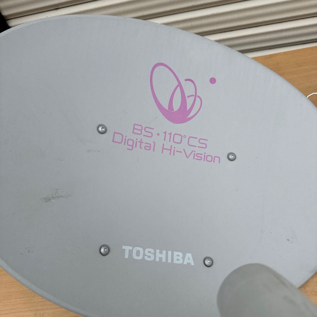 Yahoo!オークション - 東芝BS・110°CSアンテナ 型式 BCA-453