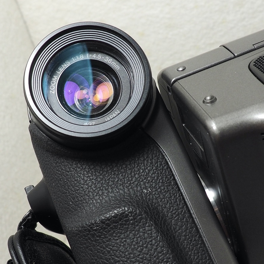 Yahoo!オークション - Nikon TRIM Hi8 液晶ビデオカメラ VS-GH2 + アク...