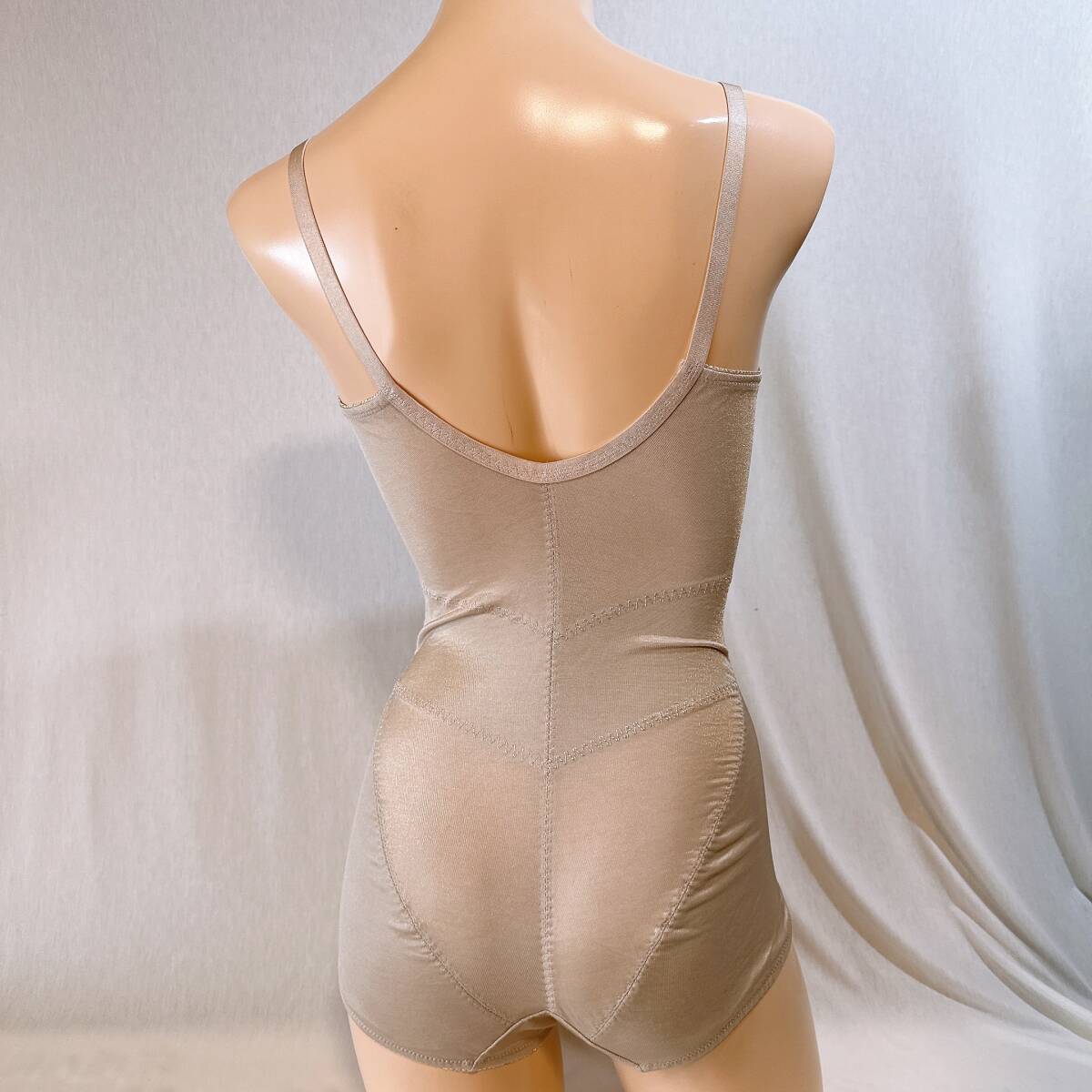 Yahoo!オークション - 22 高級 ボディスーツ B80L