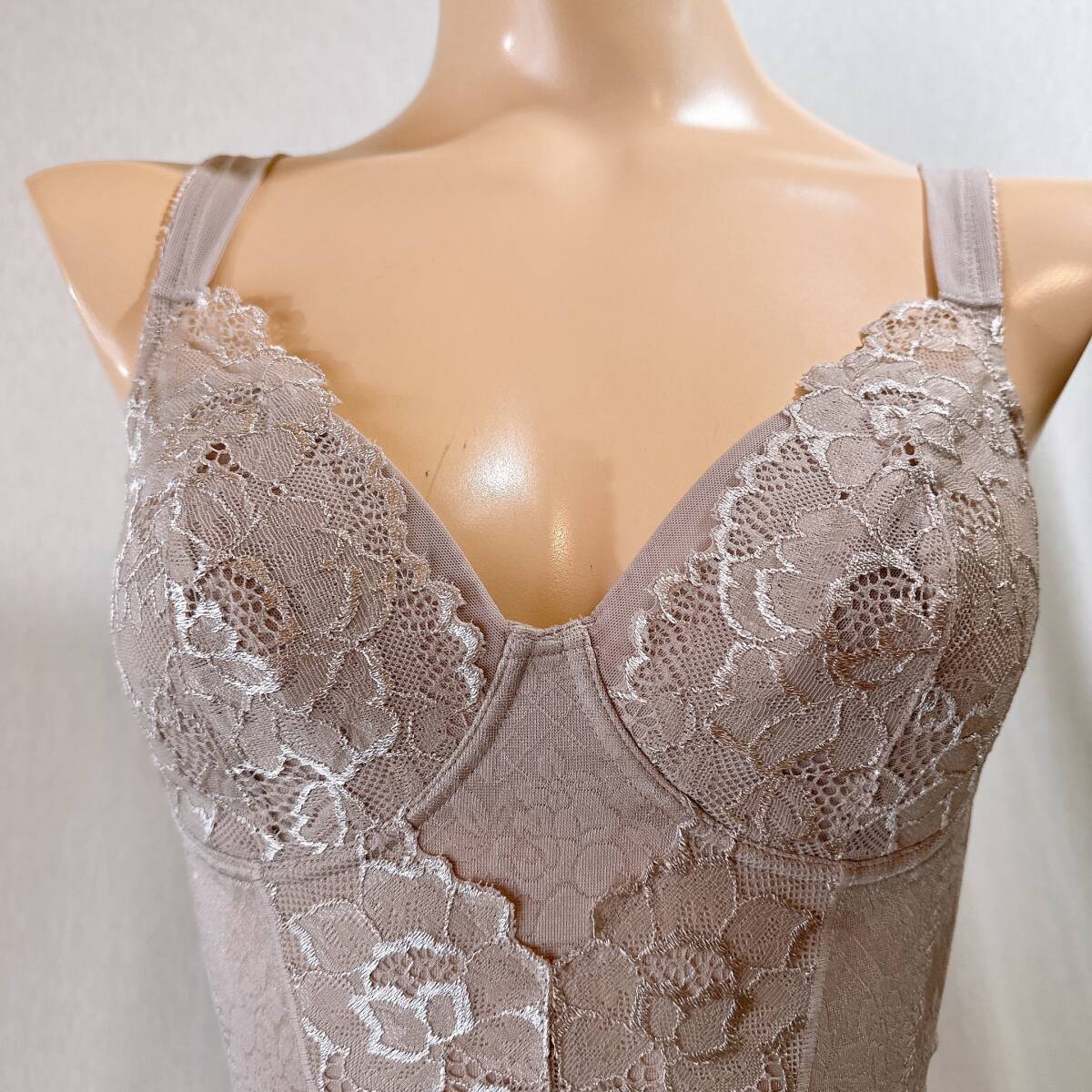 Yahoo!オークション - 36 高級 ボディスーツ B80L