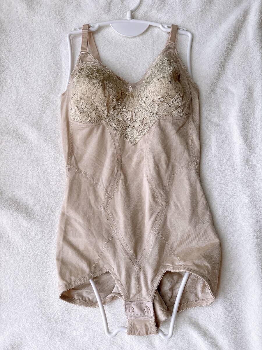 Yahoo!オークション - 22 高級 ボディスーツ B80L