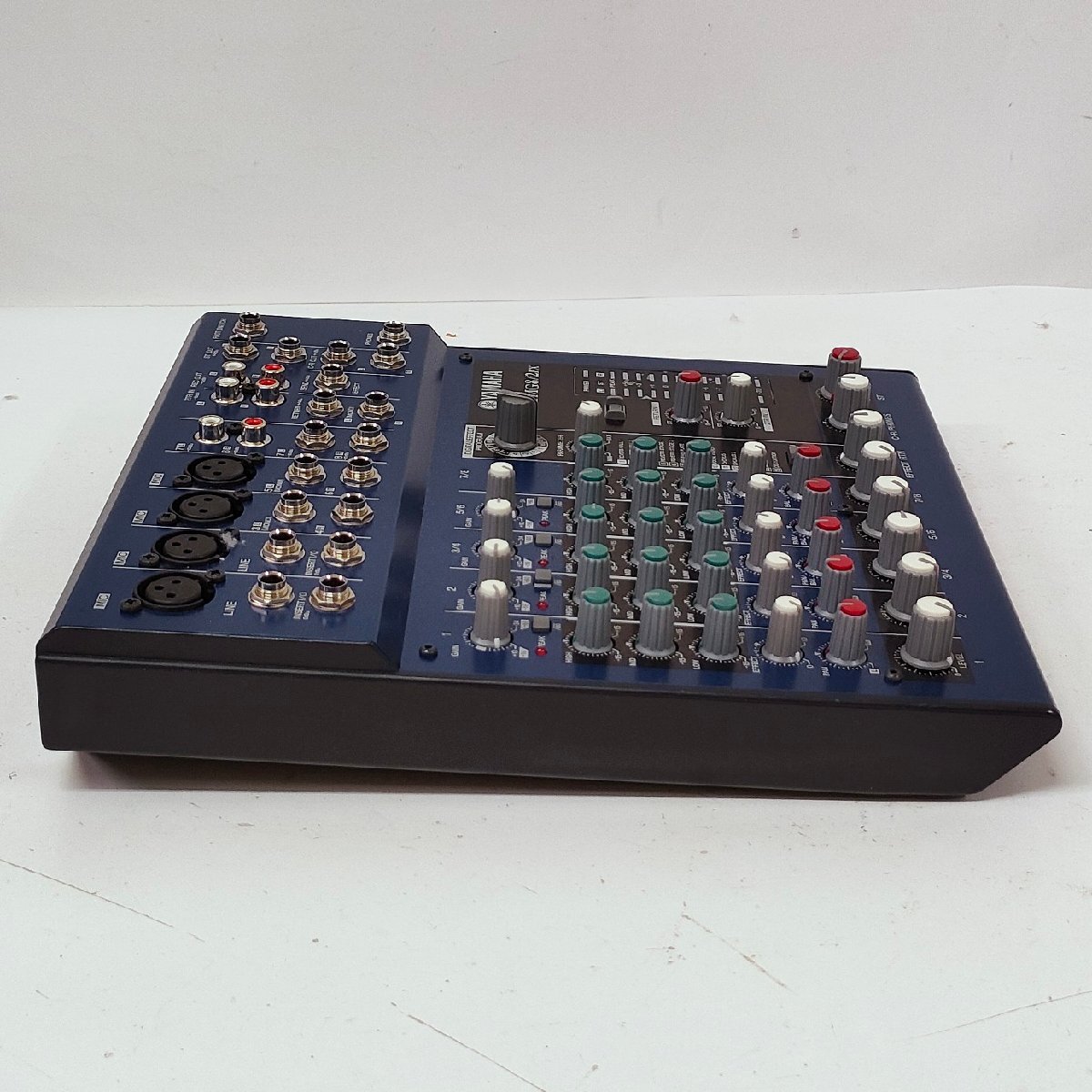 Yahoo!オークション - YAMAHA ヤマハ MG8/2FX ミキシングコンソール ...