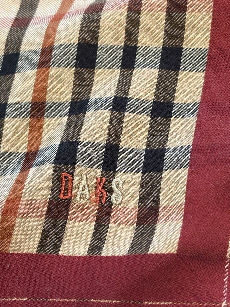 Yahoo!オークション - DAKS ハンカチ 45cm45cm