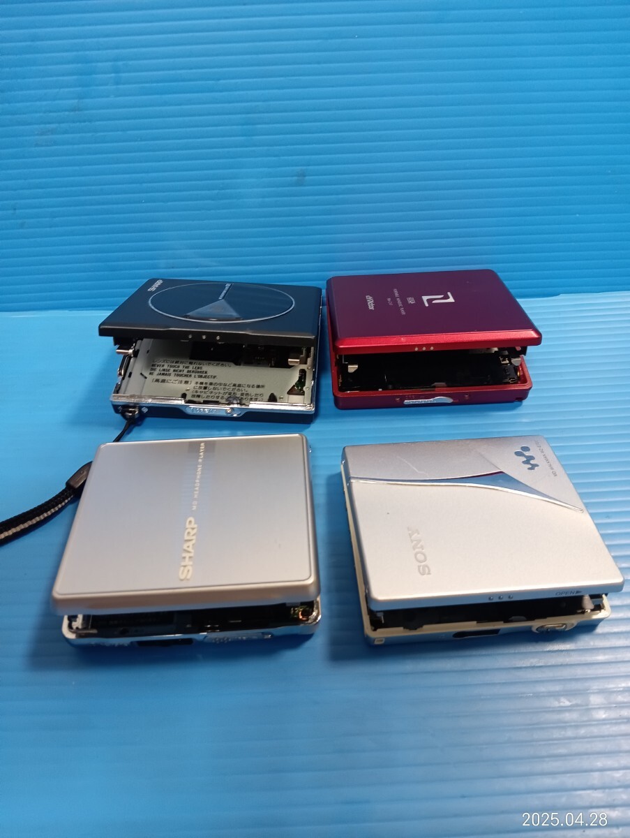 SONY SHARP Vitor MDウォークマン 4台まとめて売り(再生専用 SONY SHARP Vitor MDウォークマン 4台まとめて売り(再生専用