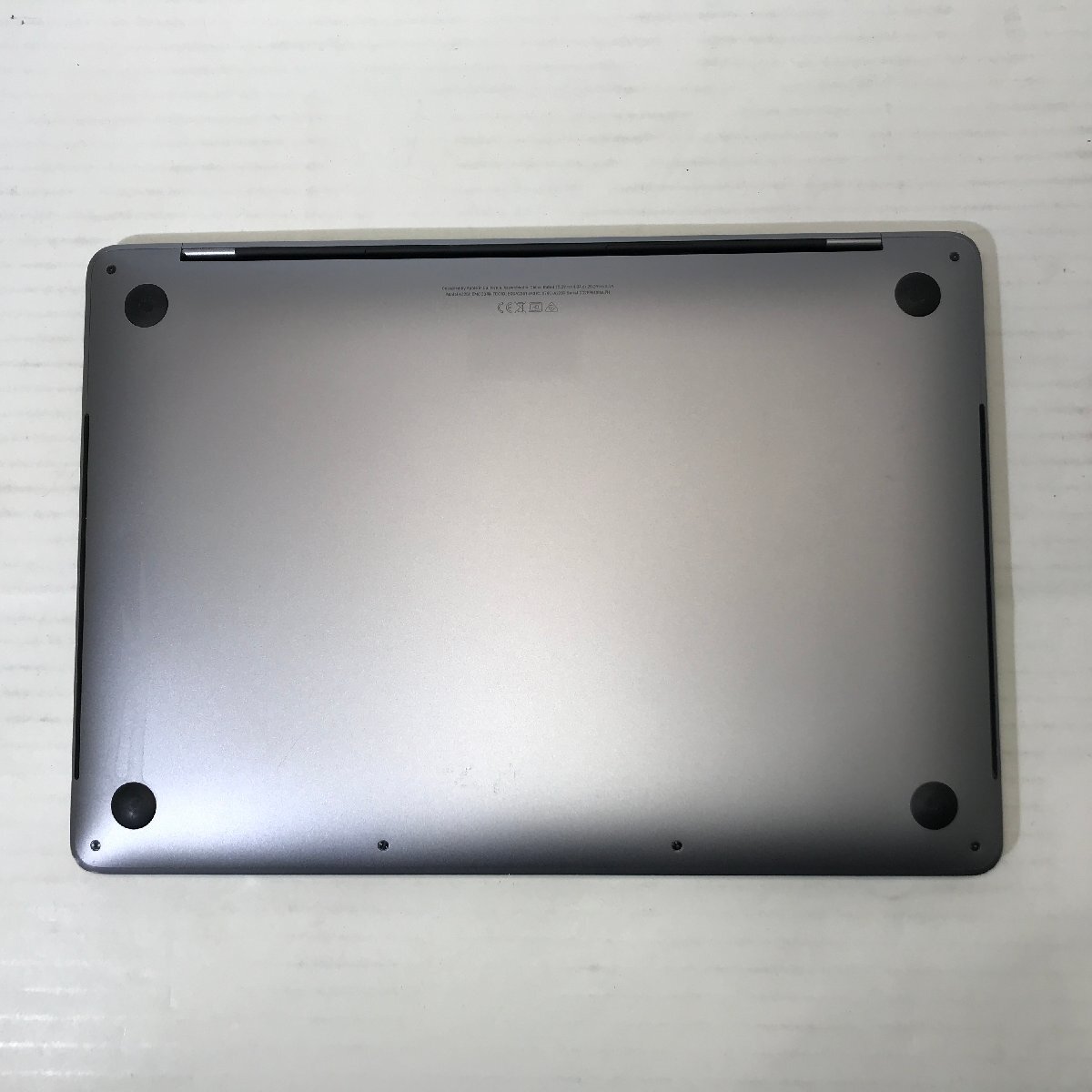 Yahoo!オークション - Apple Inc. MacBook Pro (13-inch 2020 Four Thu...