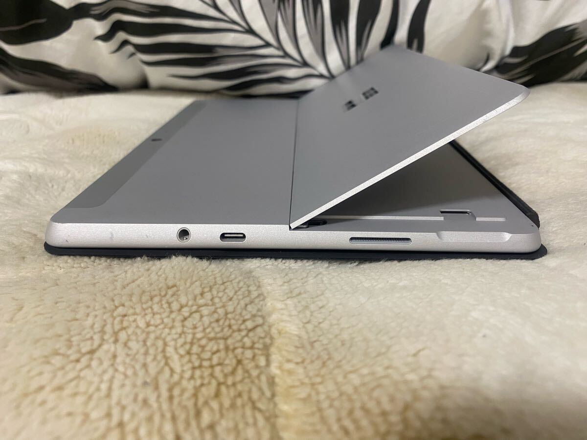 Microsoft ☆ Surface Go 3 1926 ☆ Pentium GOLD 6500Y 1.1GHz Microsoft ☆ Surface Go 3 1926 ☆ Pentium GOLD 6500Y 1.1GHz