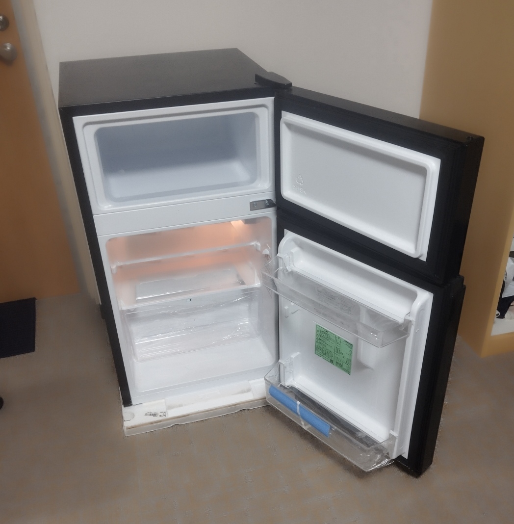 Yahoo!オークション - ハイセンス 冷蔵庫 幅47.5cm 87L 右開き HR-K91H...