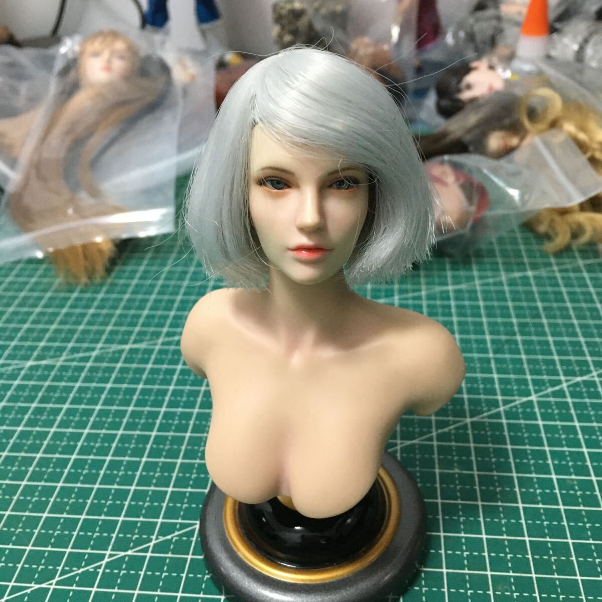 Yahoo!オークション - B204 1/6 フィギュア ヘッド 目可動ヘッド 女性...