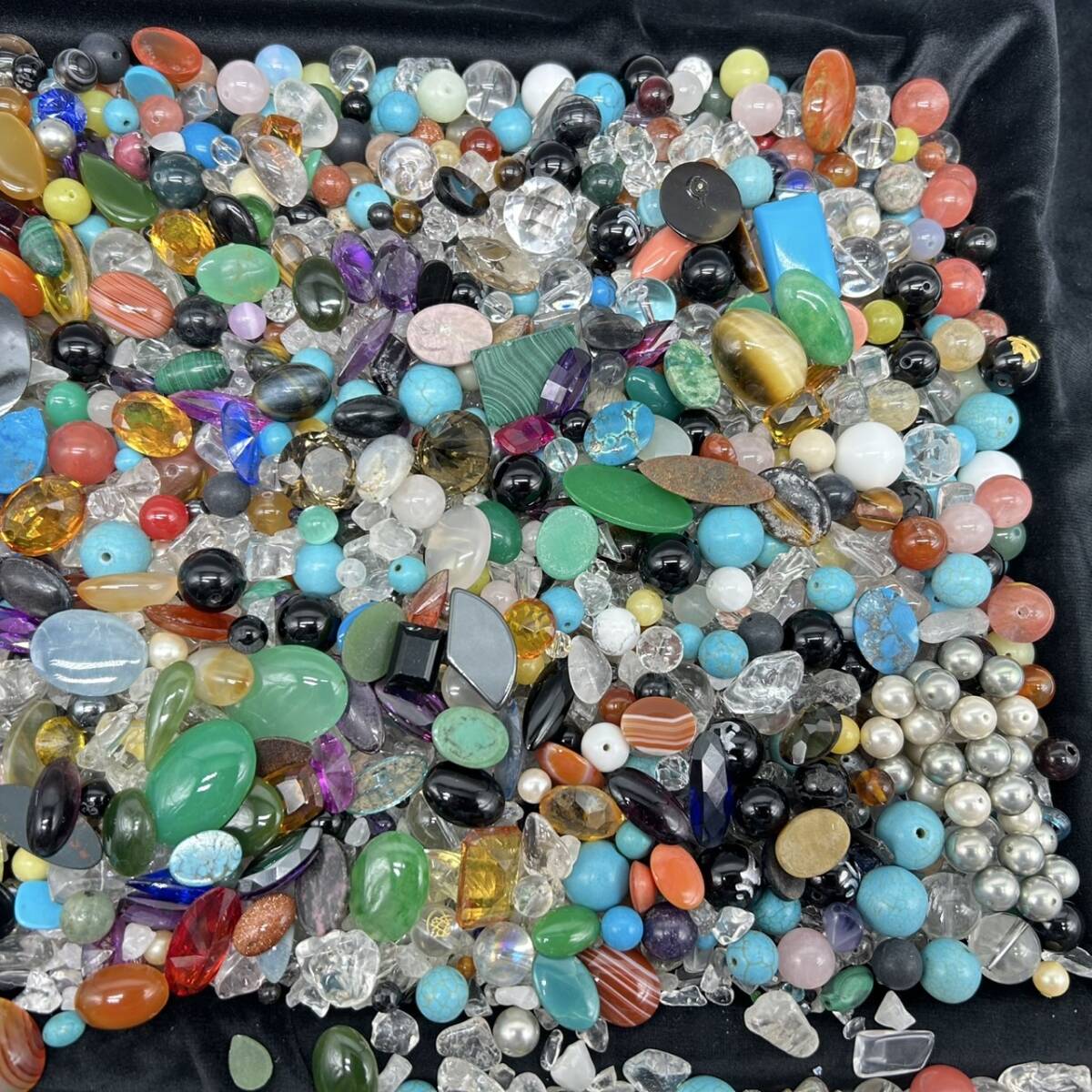 Yahoo!オークション - 宝探し 大量 約11.7kg 色石 宝石 外し石 ルース ...