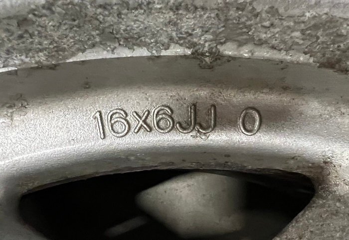 Yahoo!オークション - 中古 純正 アルミ ホイール トヨタ ランドクルー...