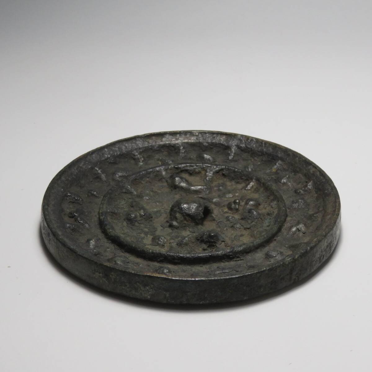 中国美術 時代物 唐代 銅鏡 古鏡 銅製 動物図 海獣葡萄(鏡 中国美術 時代物 唐代 銅鏡 古鏡 銅製 動物図 海獣葡萄(鏡