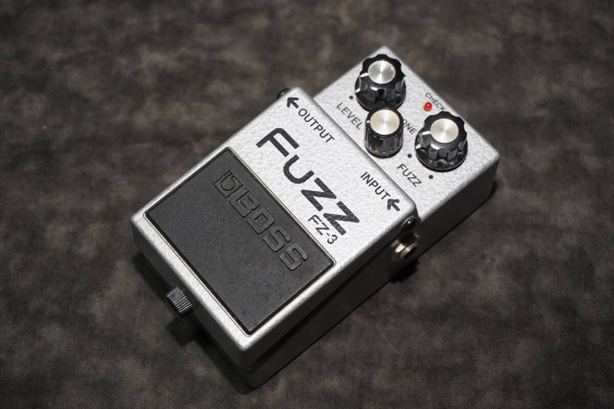 Yahoo!オークション - BOSS ボス 名機 FUZZ ファズ 【 FZ-3