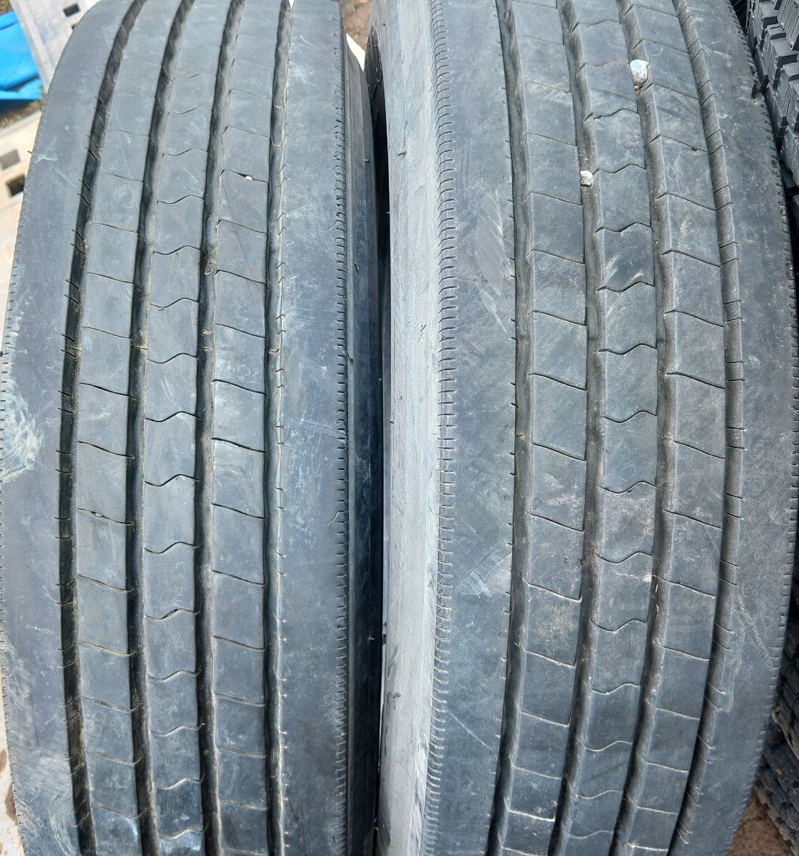 Yahoo!オークション - 2本のみ パS025② 9R19.5 14PR DUNLOP SP122 夏...