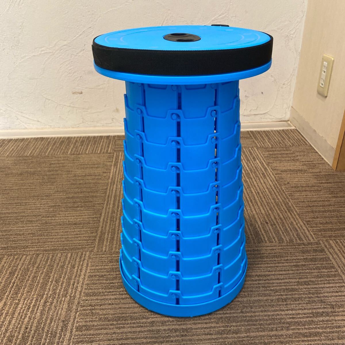 商品名 伸縮式 折りたたみスツール Telescopic Stool ブルー アウトドア キャンプ 折りたたみ椅子 コンパクト スツール 伸縮式(その他)｜売買されたオークション情報 ...