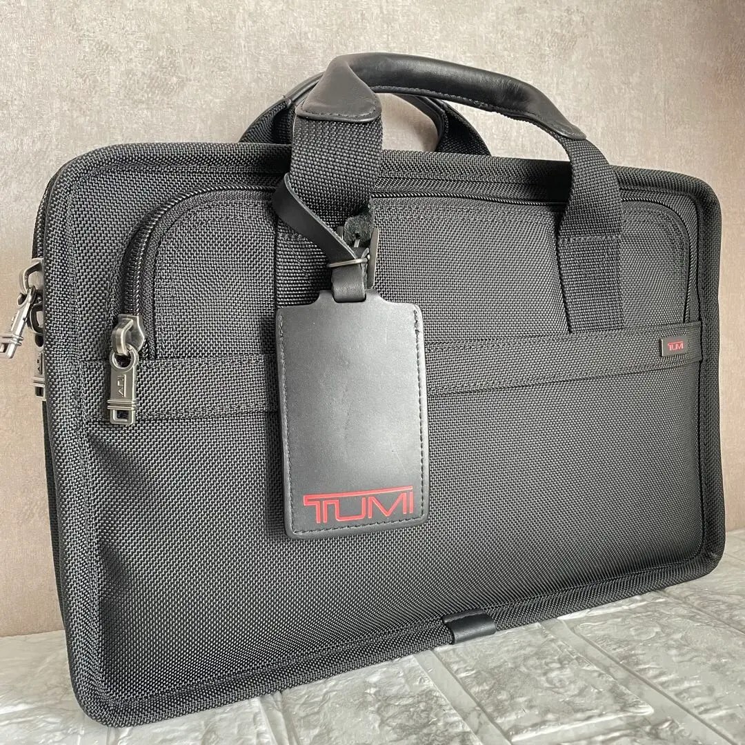 Yahoo!オークション - 美品 TUMI トゥミ バリスティックナイロン PCケ...