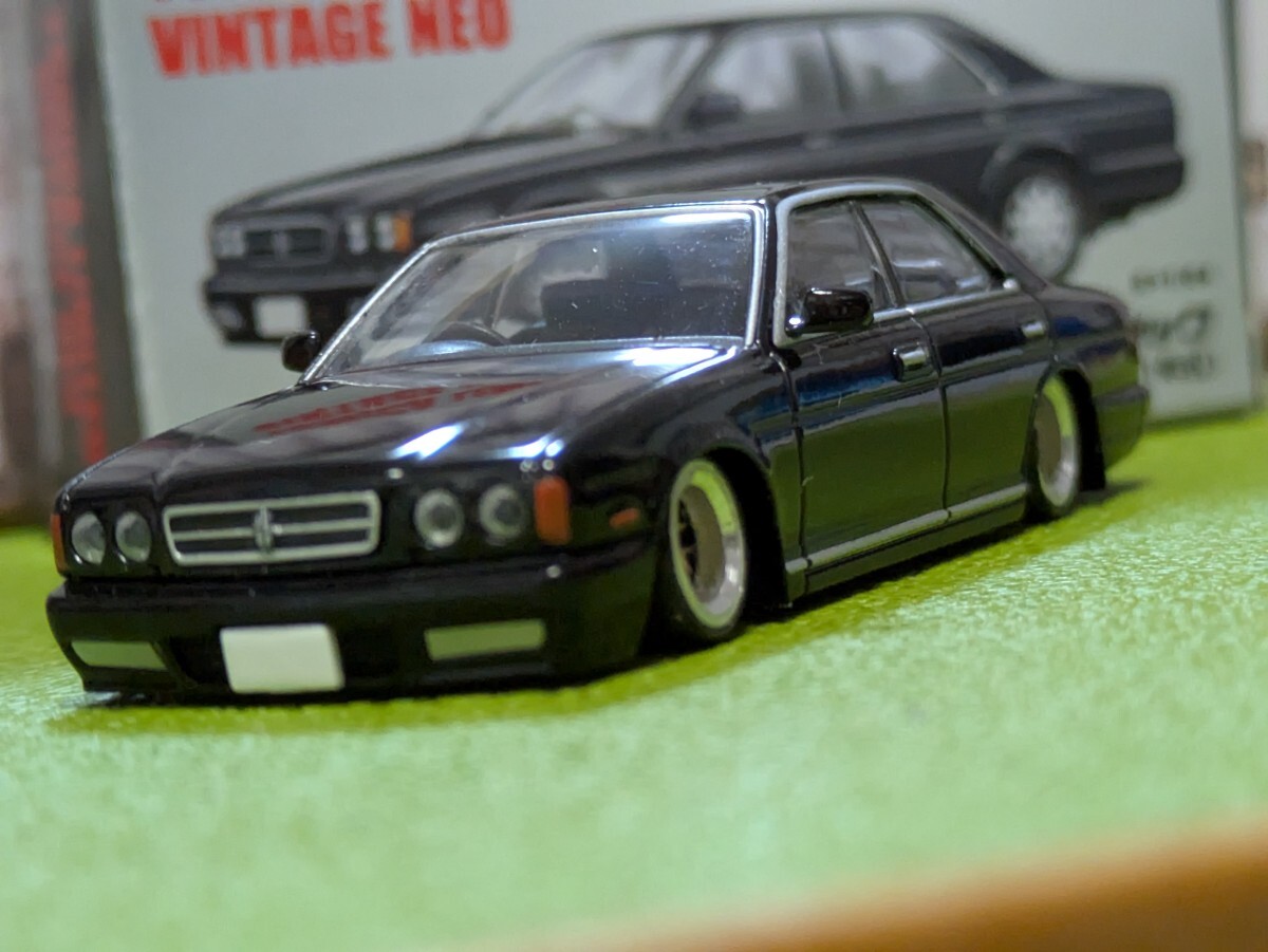 Yahoo!オークション - トミカリミテッド Y32セドリック改深リム ロー...