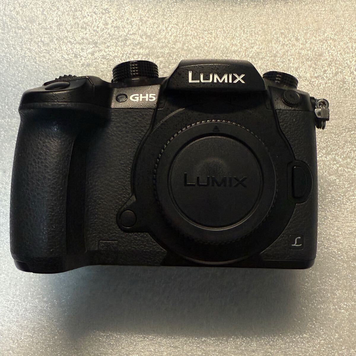Yahoo!オークション - Panasonic LUMIX DC-GH5 ボディ