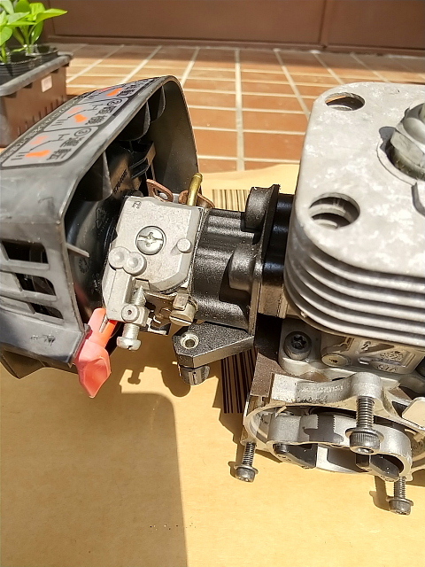 Yahoo!オークション - リョービEKK2620 ゼノアTRZ260 他 エンジン部分 ...