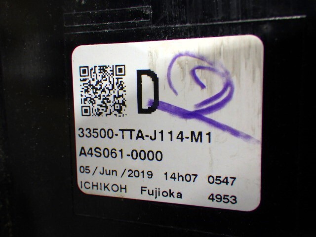 Yahoo!オークション - K140 N-BOXカスタム JF3 JF4 右テール LED D186 ...