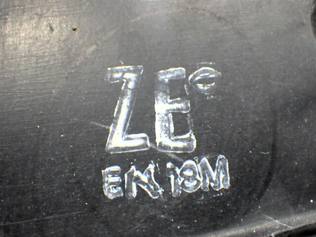 Yahoo!オークション - 2060 キューブ Z12 右ライト HID バラスト付 P81...