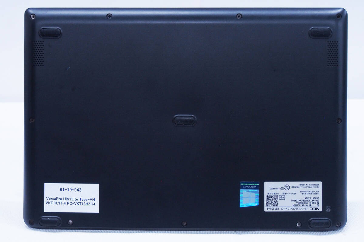 Yahoo!オークション - 1円～ キーボード使用感少 軽量薄型約917g 持ち...