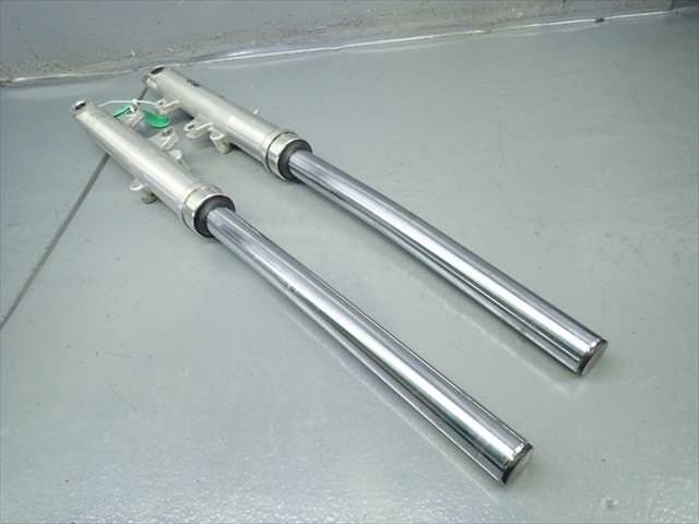 β250401-5 ヤマハ SR400 RH03J FI車 H26年式 始動動画有 純正 フロントフォーク サスペンション 左右 曲り有り(フロント)｜売買されたオークション情報、yahooの ...