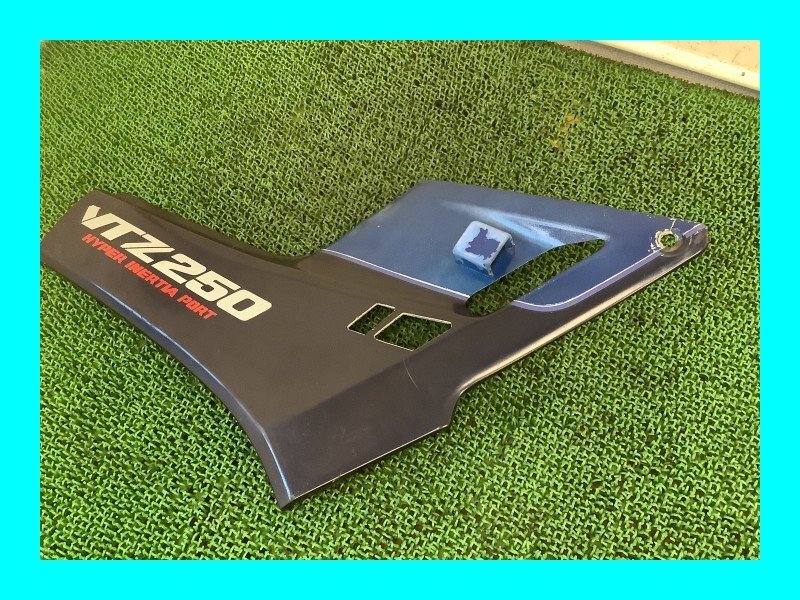 Yahoo!オークション - VTZ 250 と MC15 サイド カウル 右 必見 (140) H...