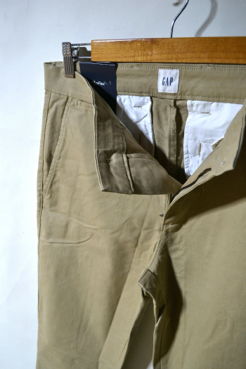 Yahoo!オークション - 新品 GAP Flex ギャップ エッセンシャル カーキ ...