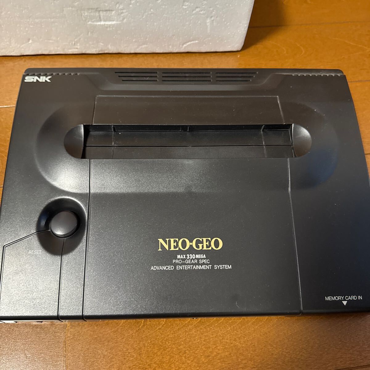 Yahoo!オークション - ネオジオ本体 NEOGEO ROM SNK メモリーカード付