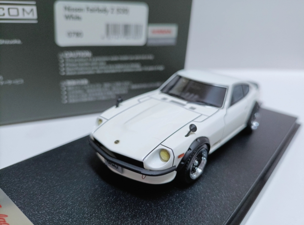 Yahoo!オークション - 送料無料 IG 1 43 Nissan Fairlady Z S30 white ...