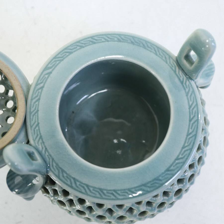 美品!在銘 高麗青磁 獅子摘透かし香炉 共箱付き 韓国 朝鮮美術 美品!在銘 高麗青磁 獅子摘透かし香炉 共箱付き 韓国 朝鮮美術