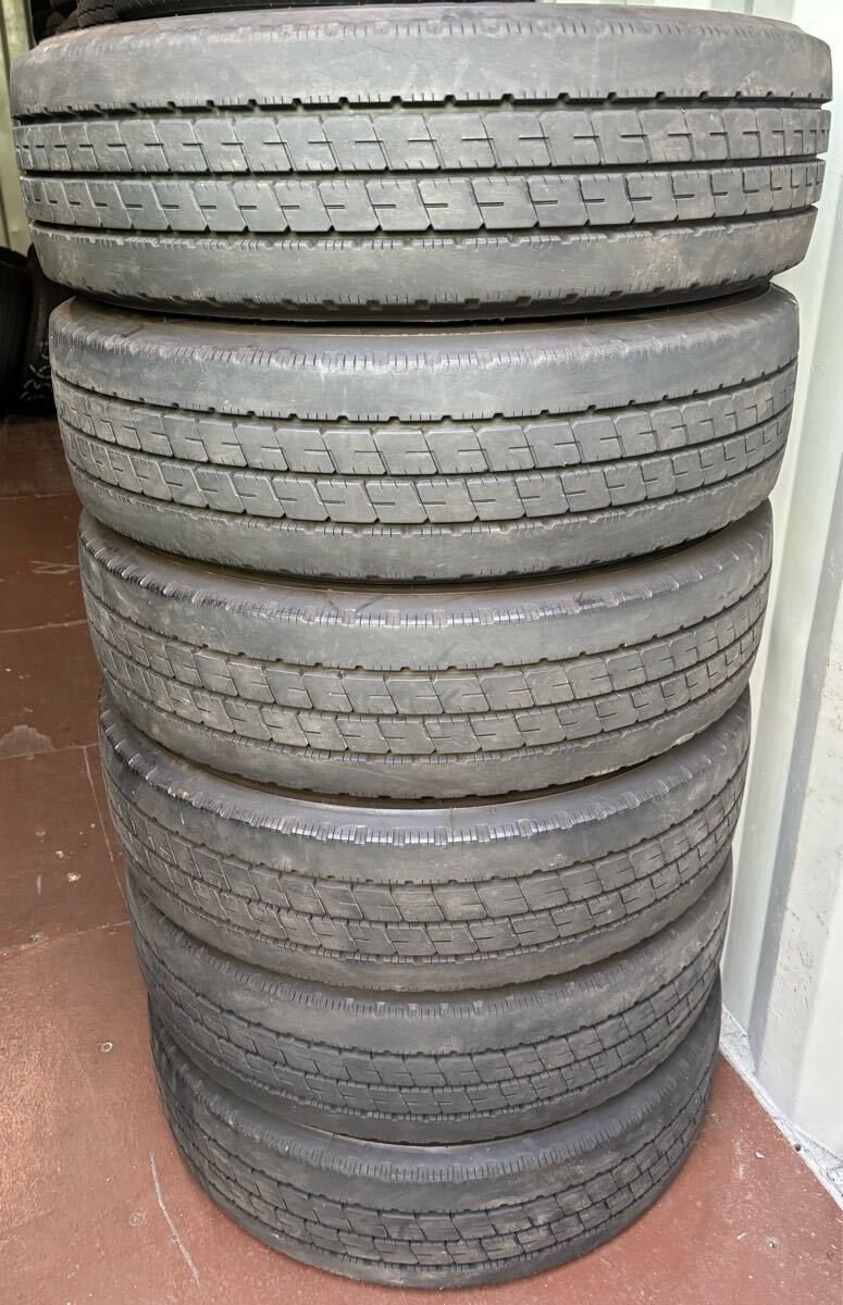 Yahoo!オークション - 215/70R17.5 ブリヂストン デュラビスR207 バリ...