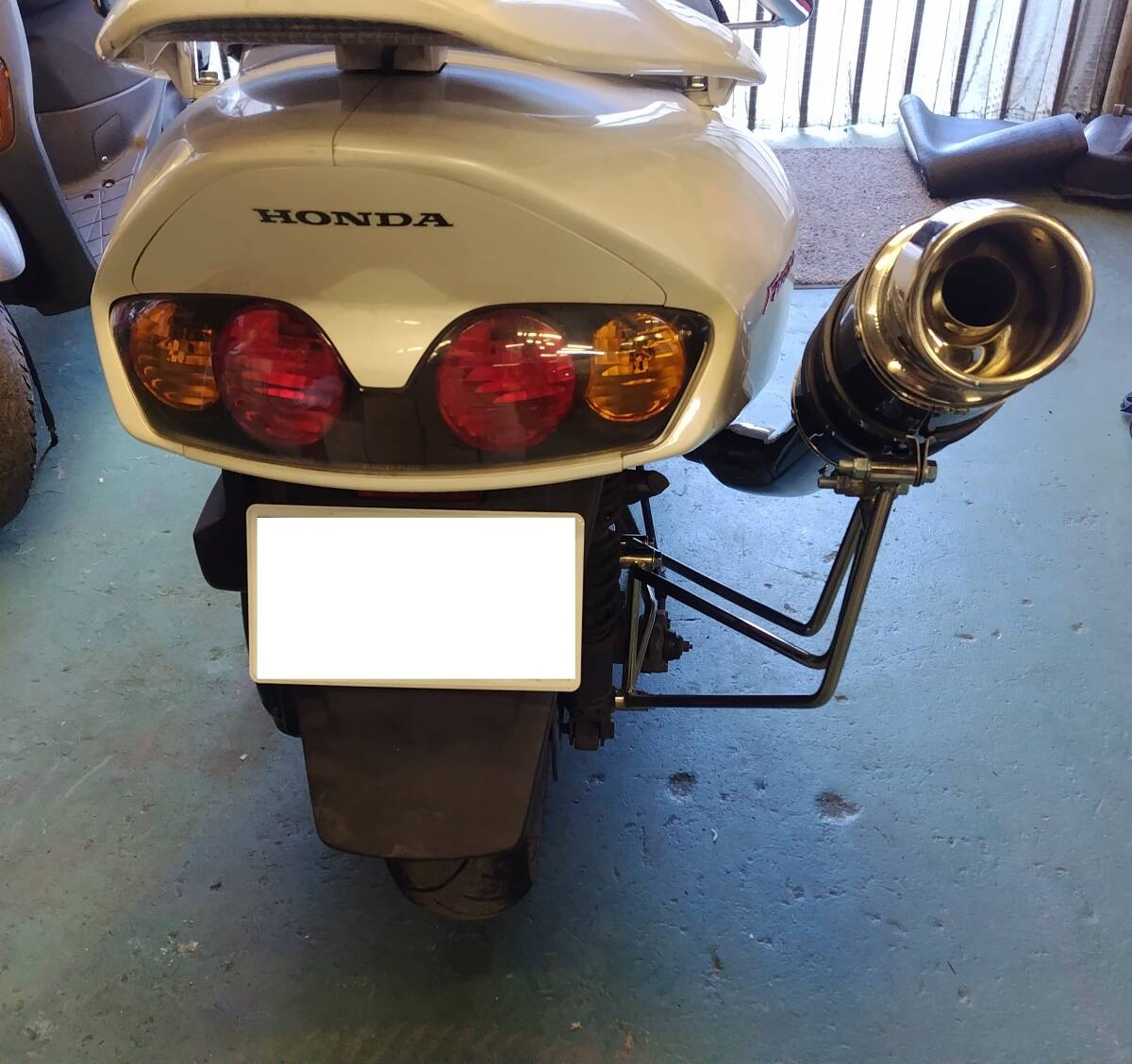 Yahoo!オークション - 【管B05】ホンダ・フォルツァ・MF06・社外新品...