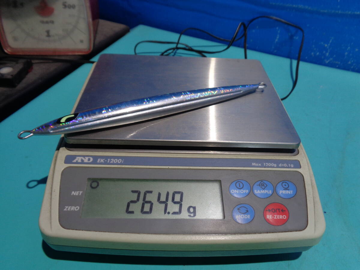 Yahoo!オークション - 8 メタルジグ 260 ルアー 265g