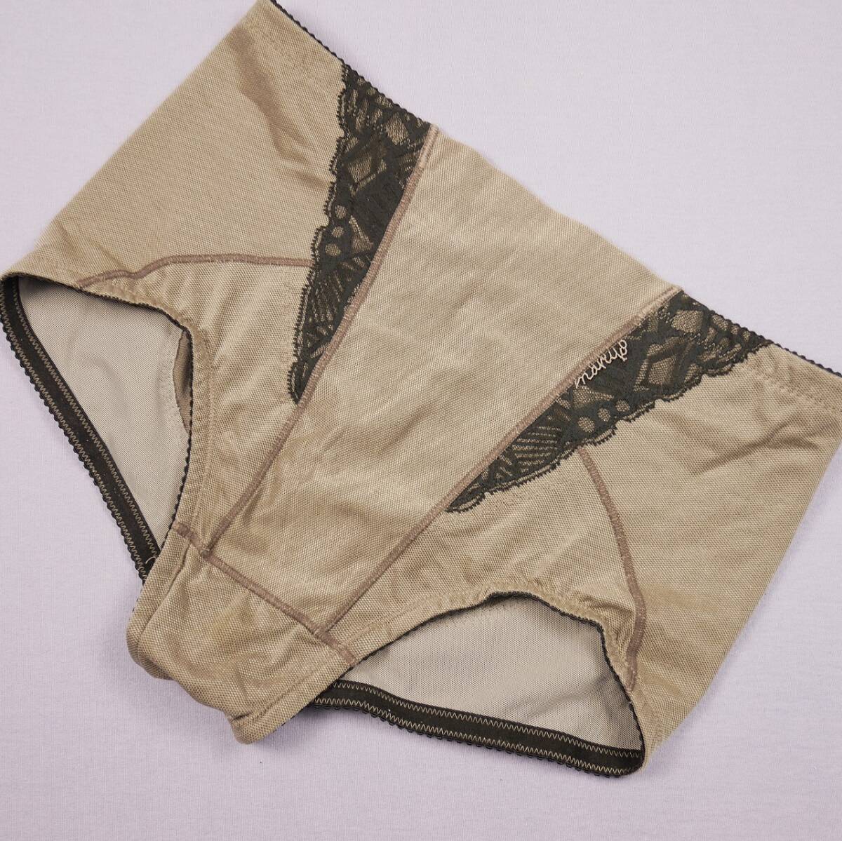 Yahoo!オークション - 3897 マルコ 大人おしゃれデザイン高級補正ガー...