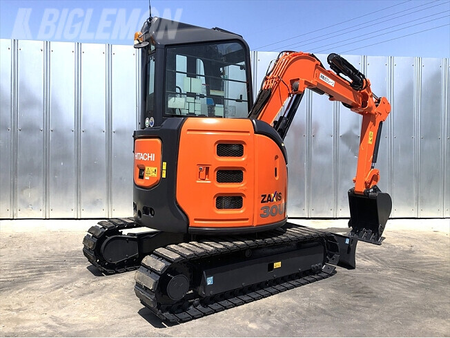 Yahoo!オークション - ミニ油圧ショベル(ミニユンボ) 日立建機 ZX30UR-...