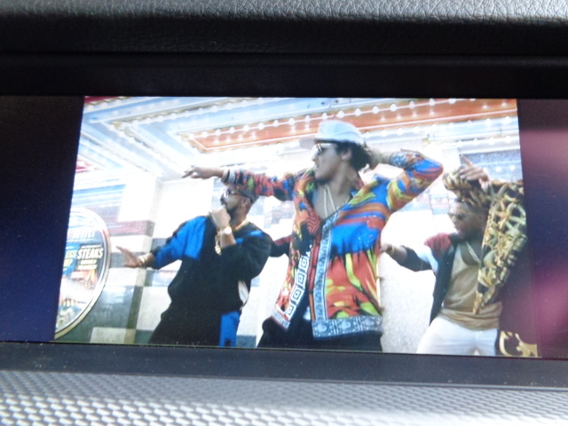 Yahoo!オークション - 2011年BMW.523.F10etc/DBA-FR25.純正ナビ.ヘッ...