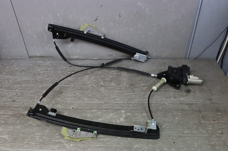 Yahoo!オークション - アルファロメオ ミト 右H 前期 95514P 純正 右 ...