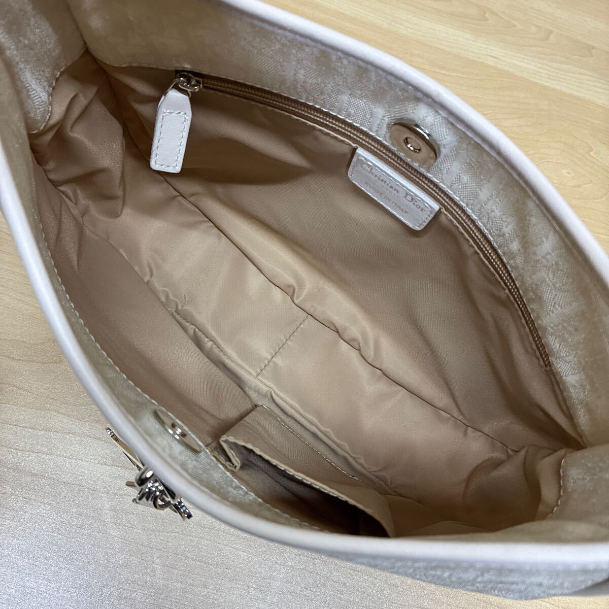 美品】Christian Dior ディオール トロッター ショルダーバッグ 美品】Christian Dior ディオール トロッター ショルダーバッグ