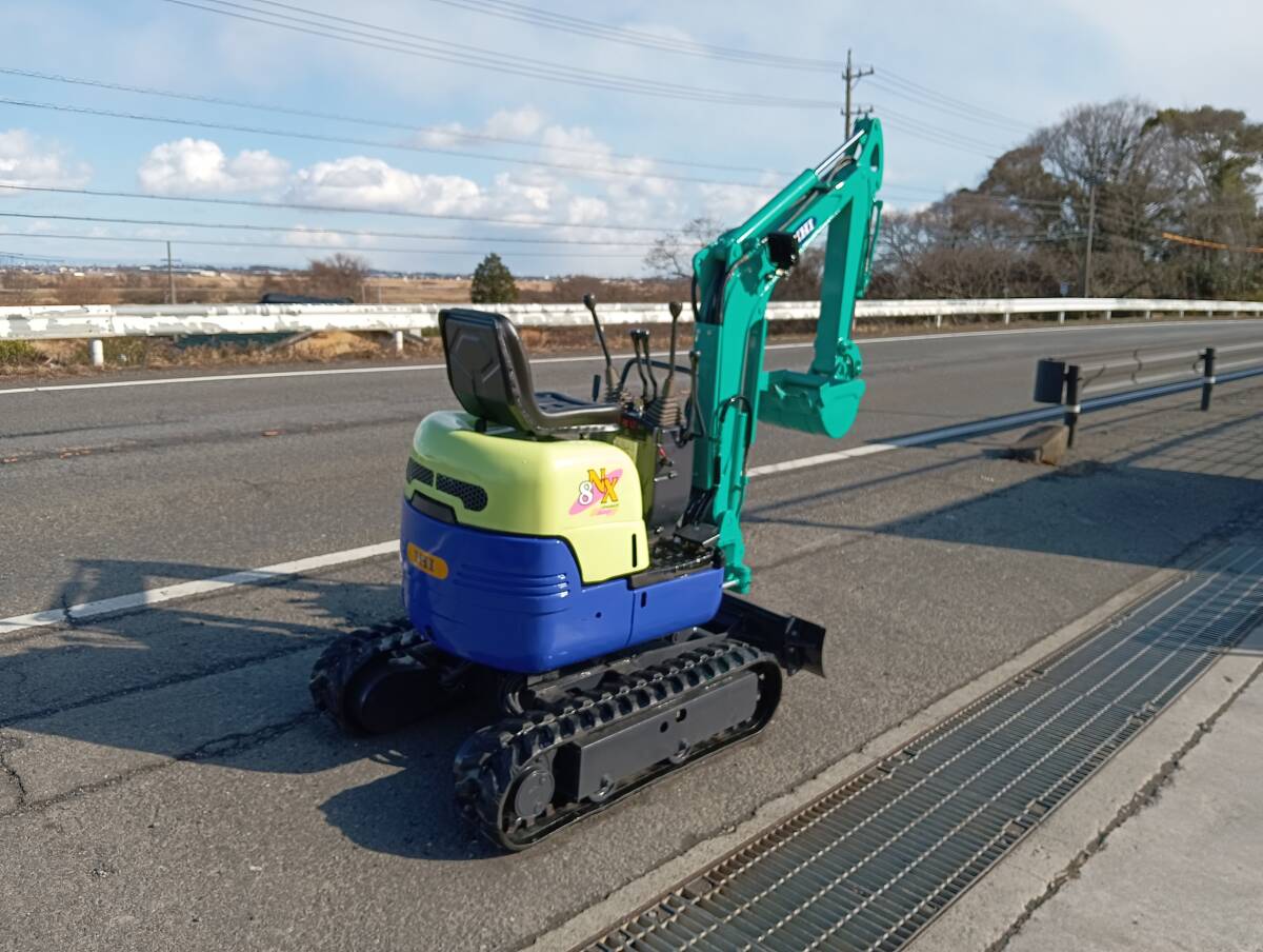 Yahoo!オークション - IHI 8NX ミニ油圧ショベル ミニユンボ ミニバッ...