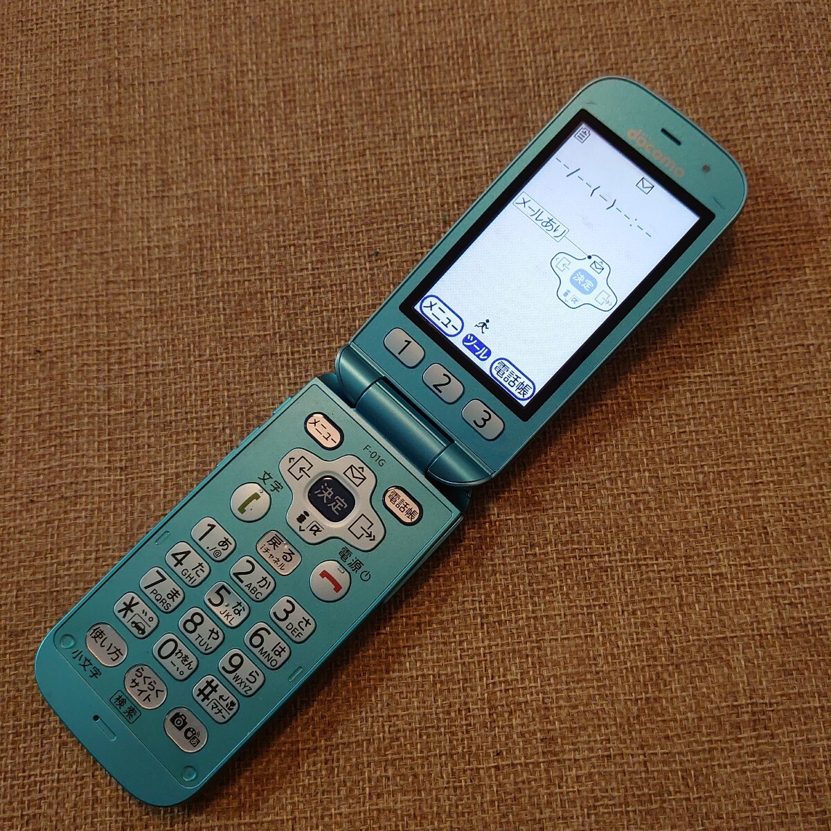 Yahoo!オークション - F-01G docomo ブルー
