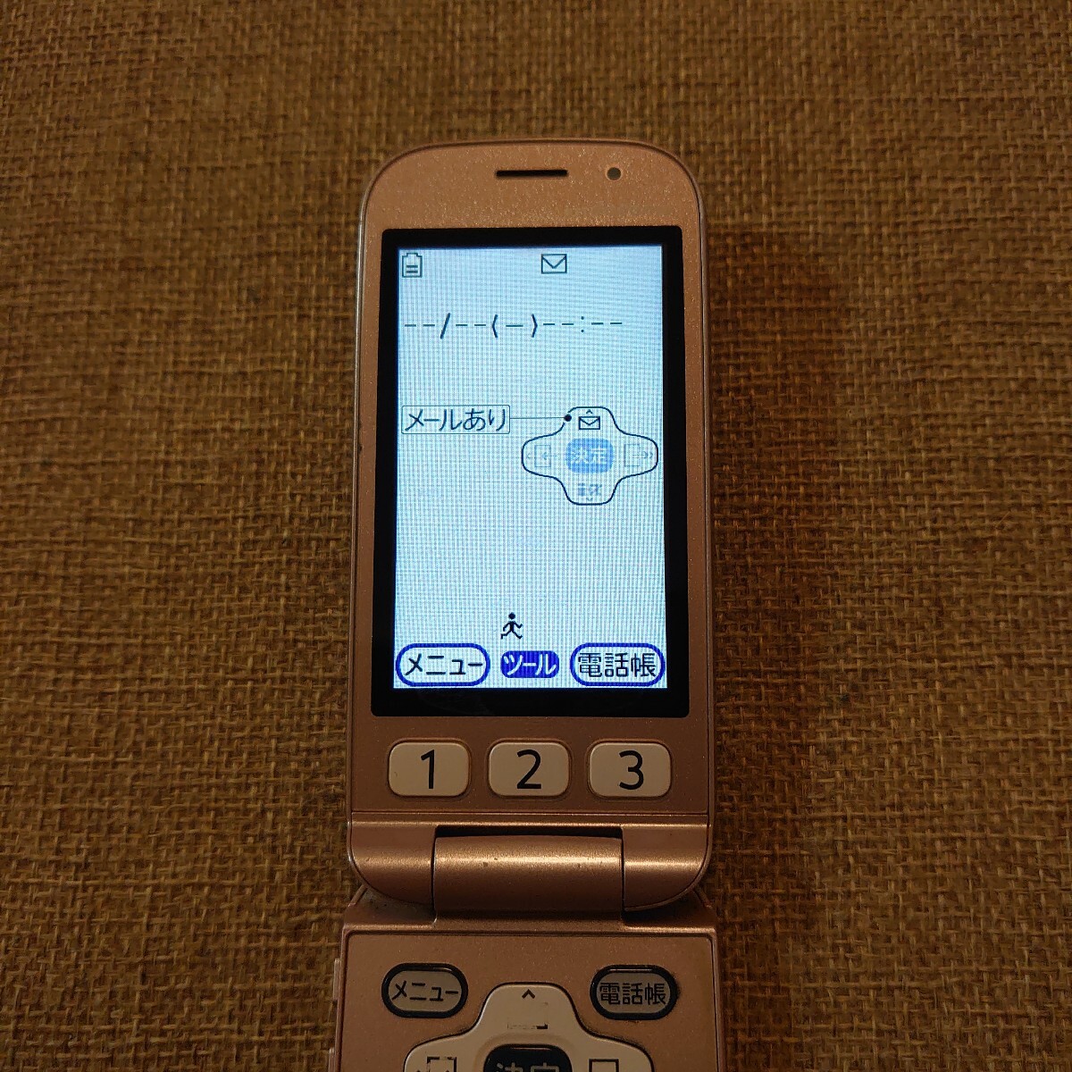 Yahoo!オークション - F-08C docomo ピンク