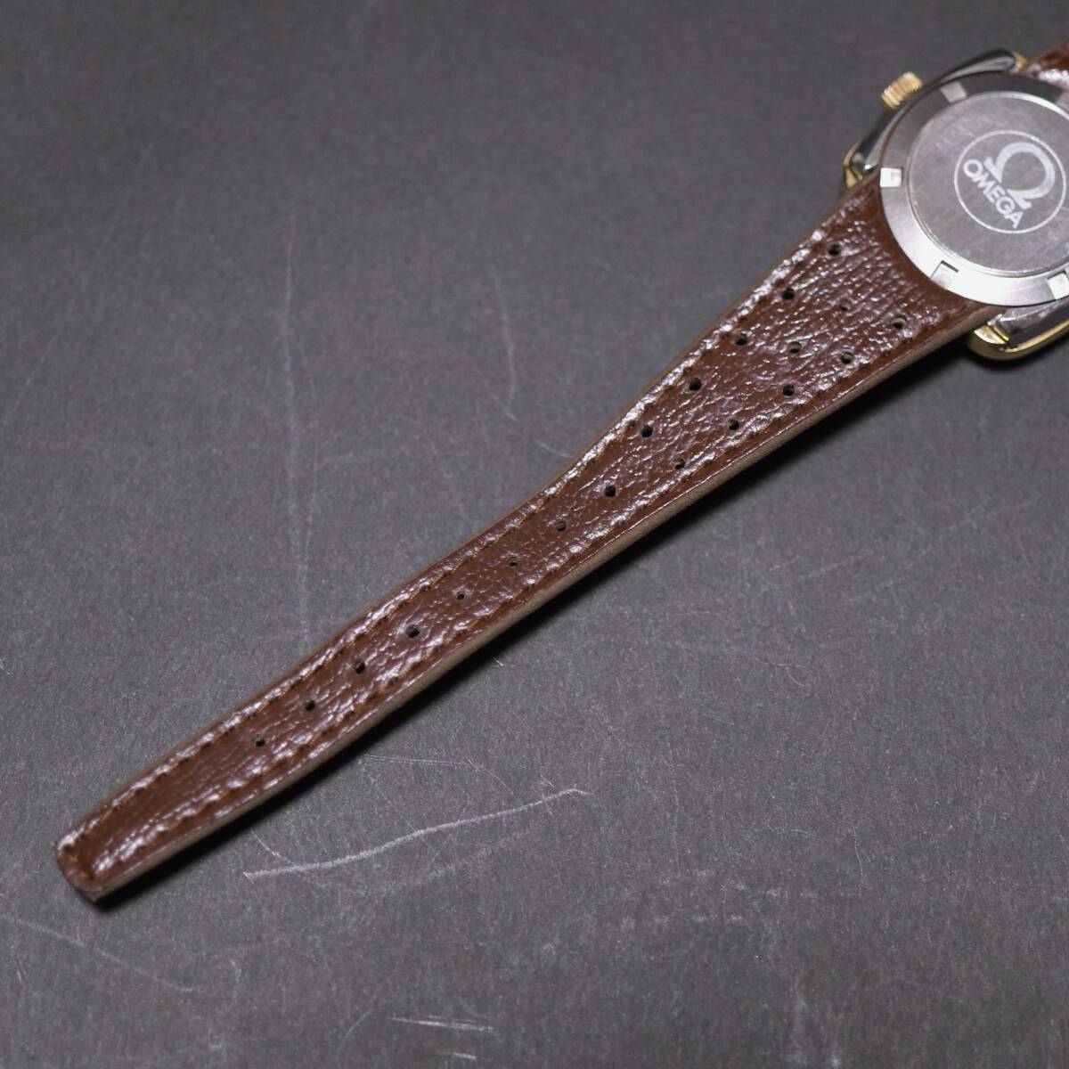 TVスクリーン『1円スタート』OEMGA オメガ DYNAMIC GENEVE TVスクリーン『1円スタート』OEMGA オメガ DYNAMIC GENEVE