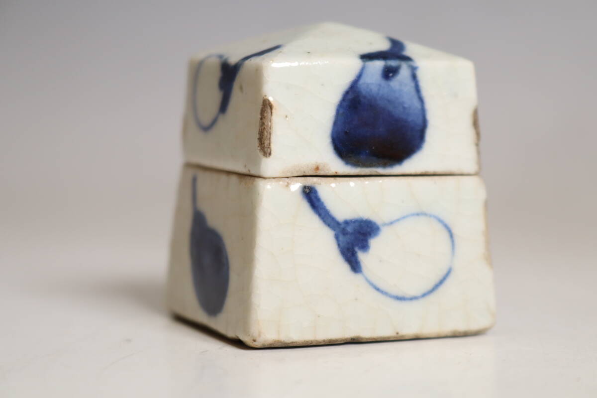 Yahoo!オークション - 中国美術 青花茄子紋蓋盒 南京古染付合子 香合 ...