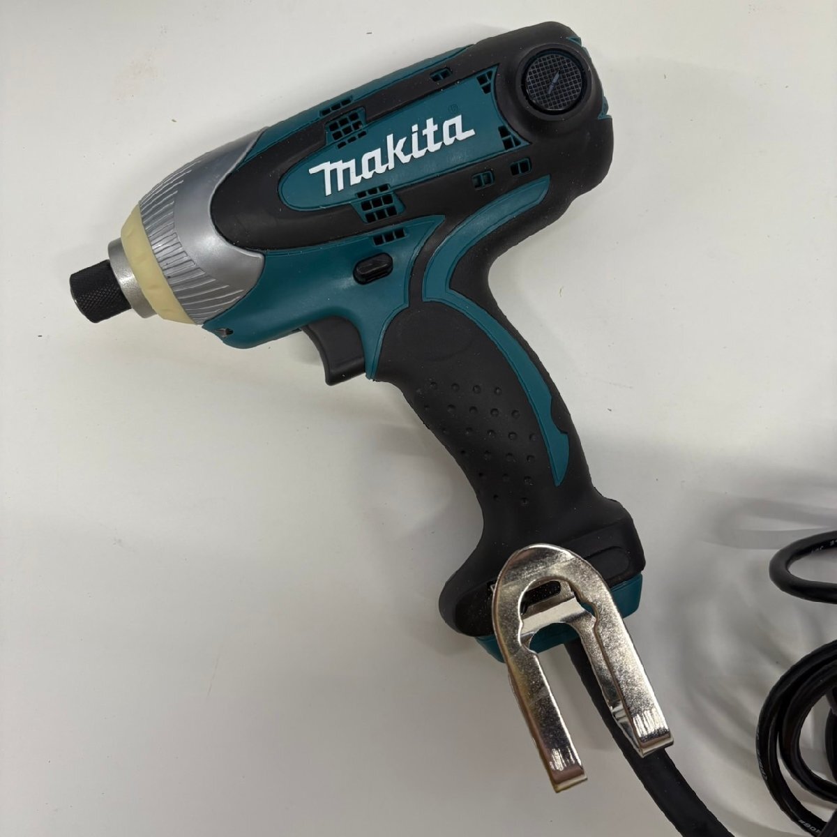 品 makita 100V コード式インパクトドライバ 6955SPK マキタ gi4-97(本体)｜売買されたオークション情報、yahooの商品情報をアーカイブ公開 - オークファン ...