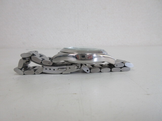 Yahoo!オークション - e004 HARDY AMIES メンズ時計 ジャンク品